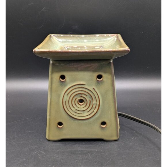 Scentsy | Accents | Jakarta Green Scentsy Wax Warmer Full Size 2 Piece ...